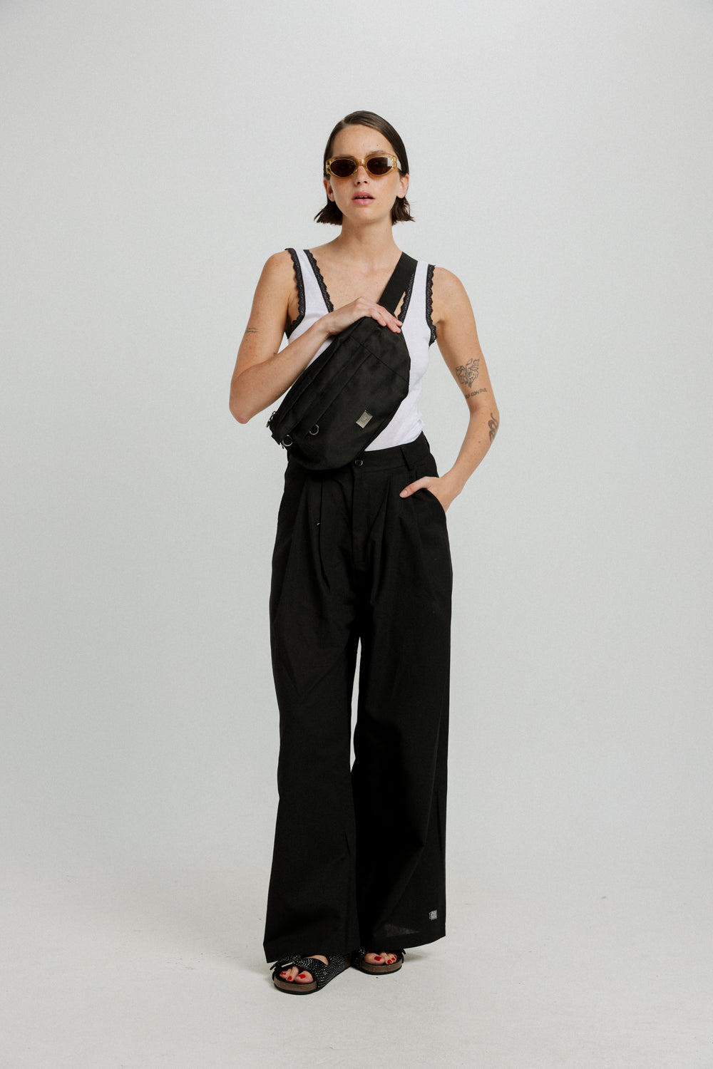 EE Black Belt Bag – SEESTARZ
